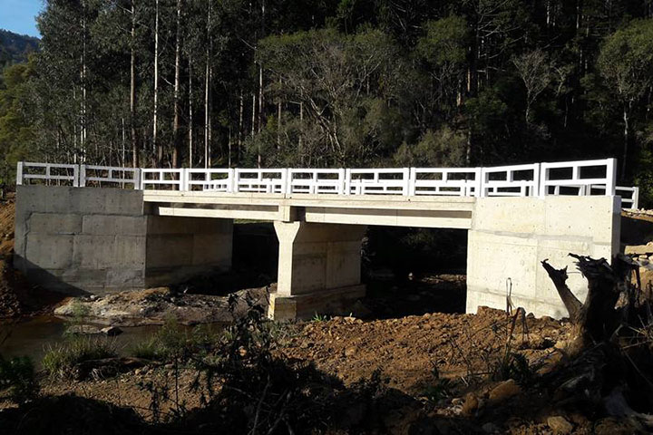 Ponte sobre o Rio do Meio será inaugurada dia 16 » Rádio Colmeia FM