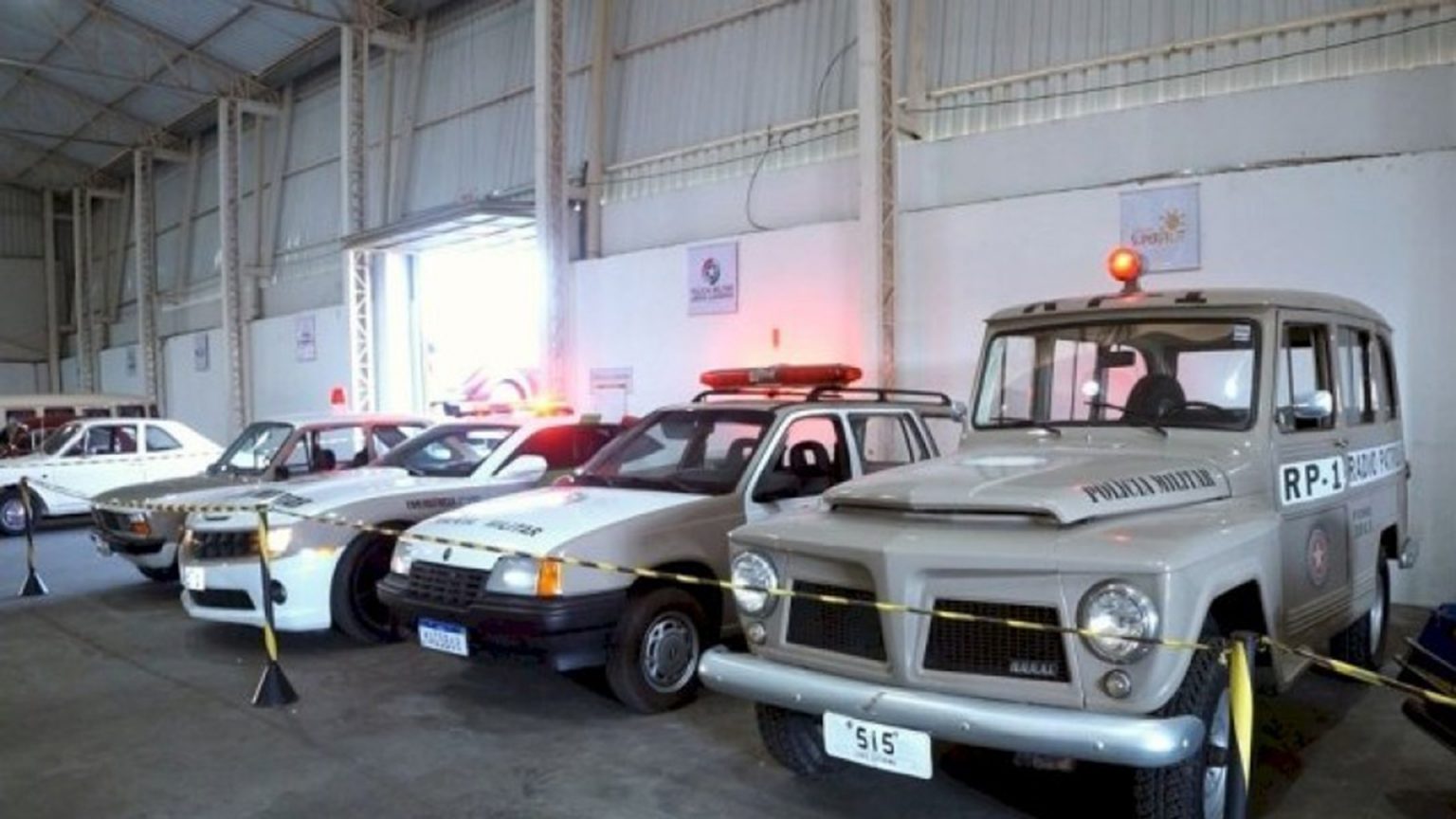 Viatura histórica da PMSC é premiada em encontro de veículos antigos e ...